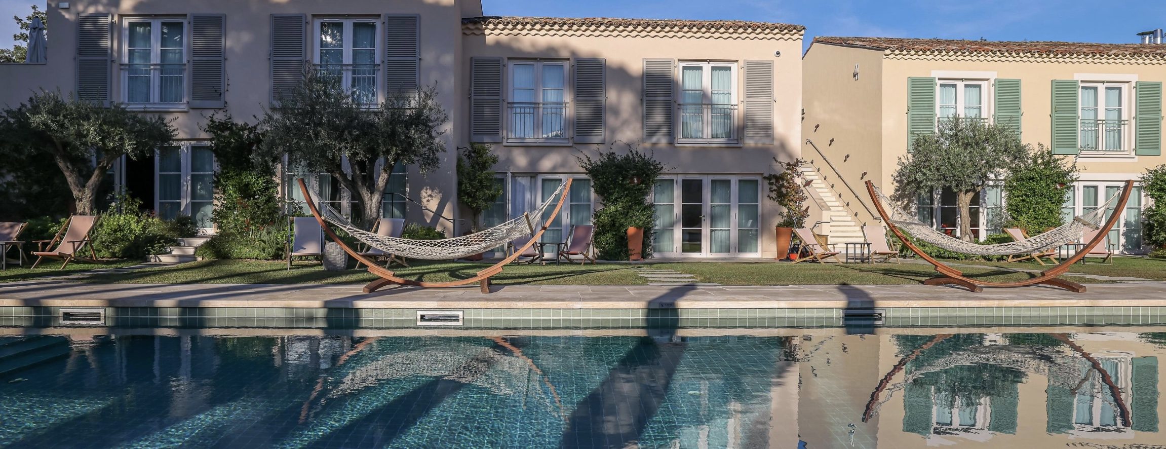 lou-pinet-st-tropez-pool - French Promise by Kairos Travel